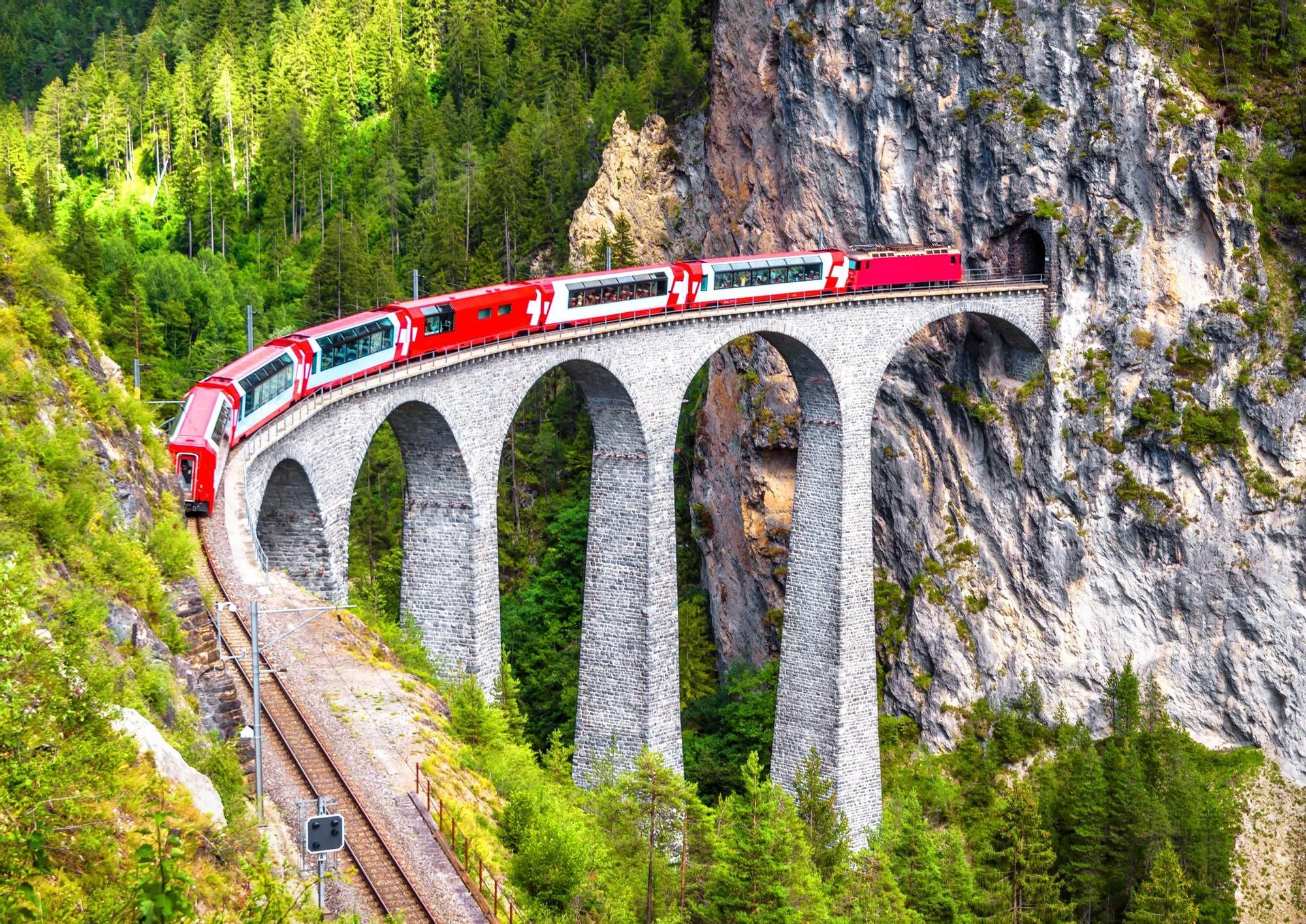 Bernina Express: un recorrido en tren tan espectacular que es ...
