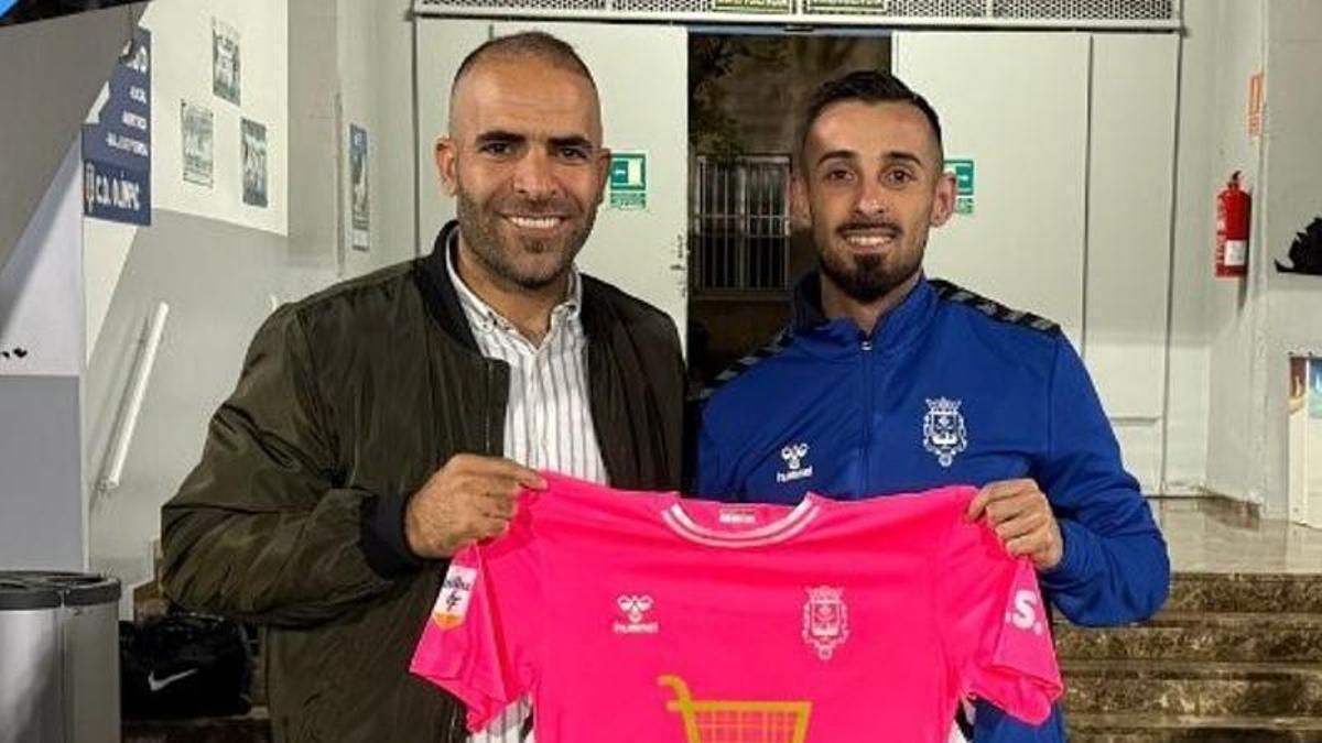 Lliga Comunitat | El Olímpic gana en Carcaixent y asciende a la tercera ...