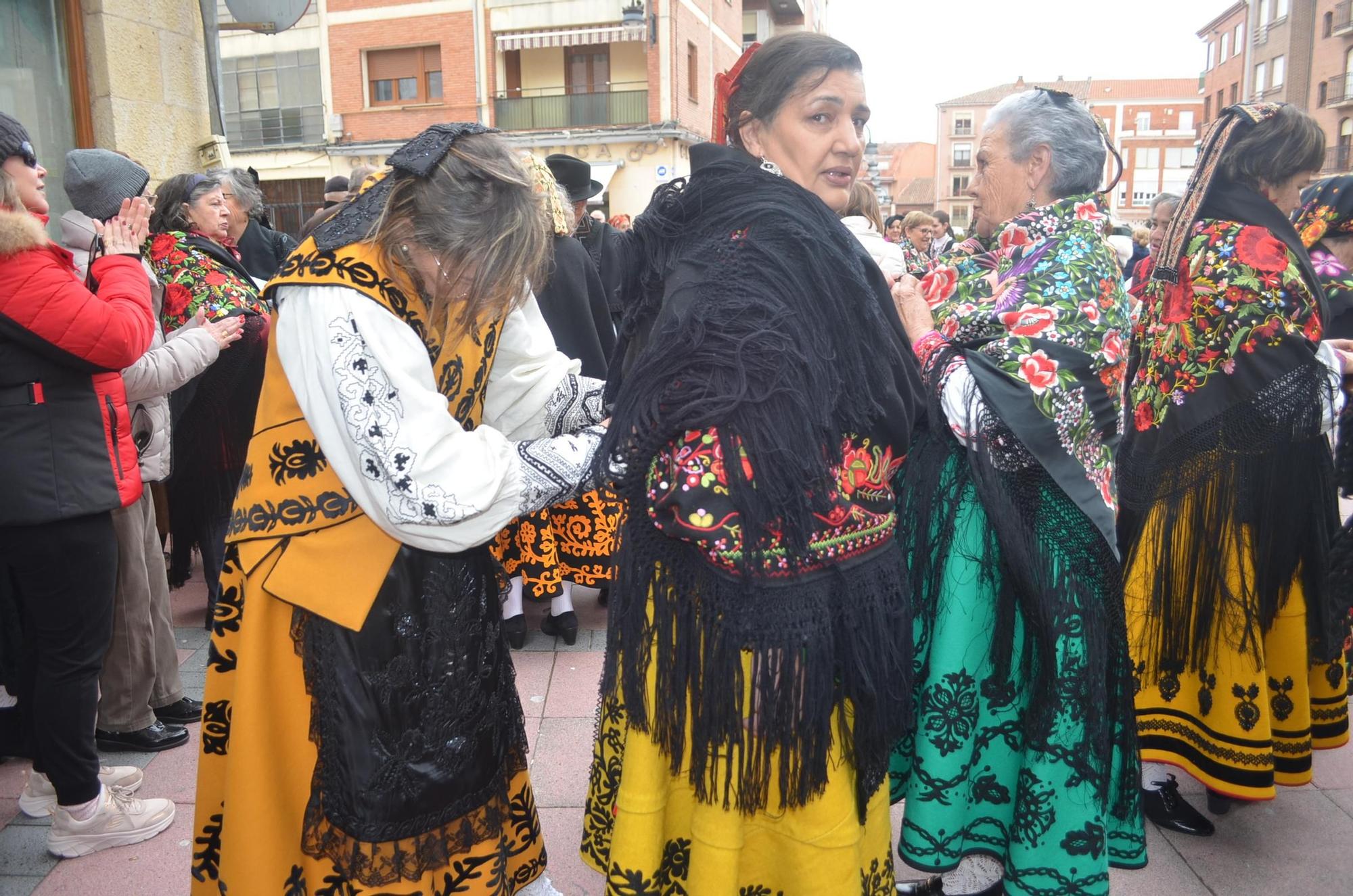 FIESTA CANDELAS BENAVENTE: Así celebra Benavente la fiesta de Las Candelas