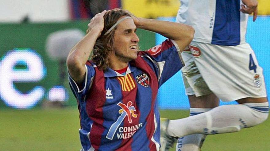 Savio explica porqué se "olvidó" de su paso por el Levante