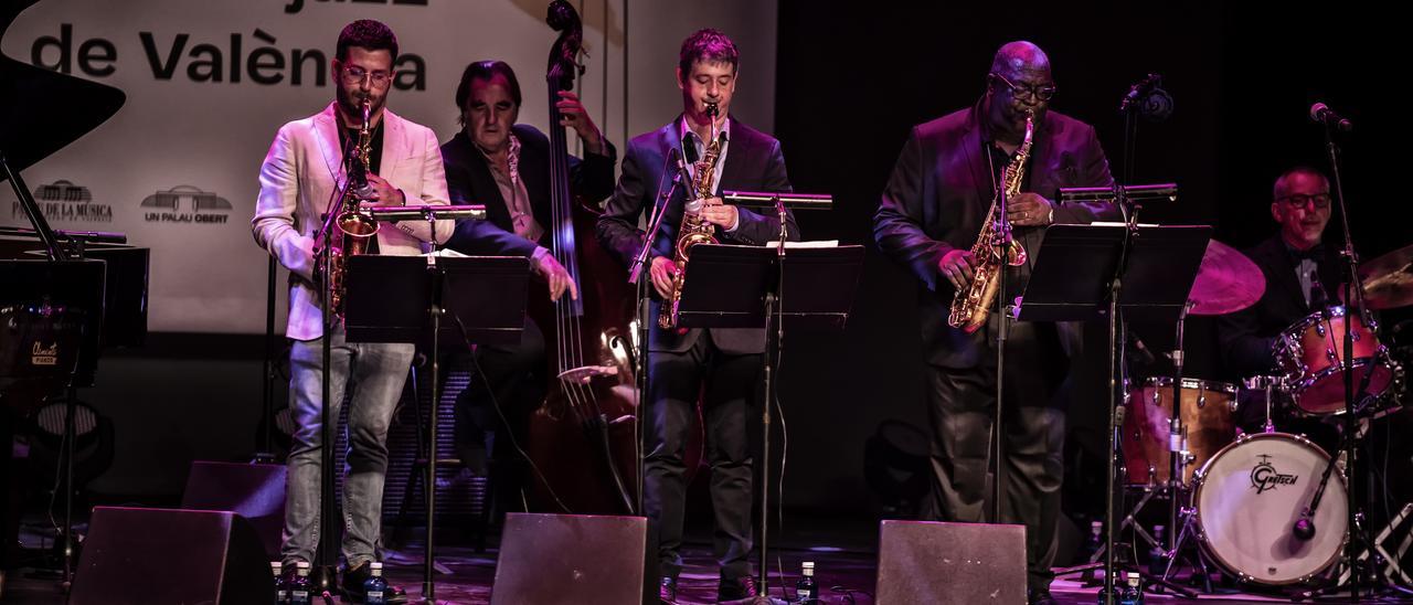 Triple de saxos