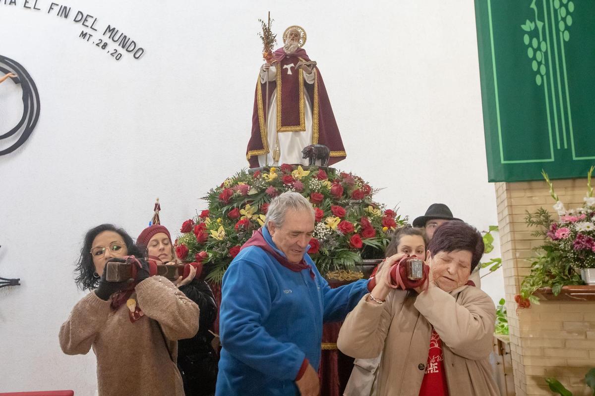 Romería y Bendición de animales en San Antón de Elche