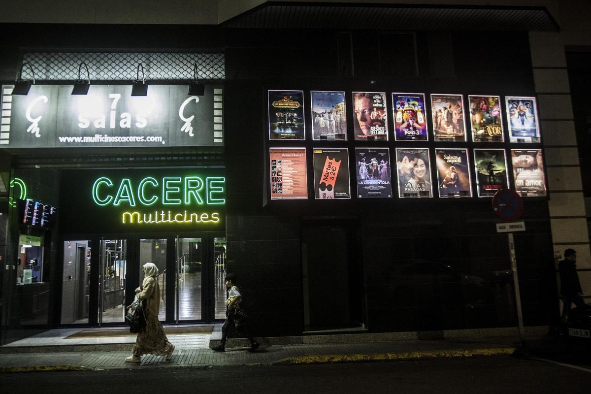 Tyrion Lannister, el actor que comía tofu en ‘Juego de tronos’, regresa a Cáceres