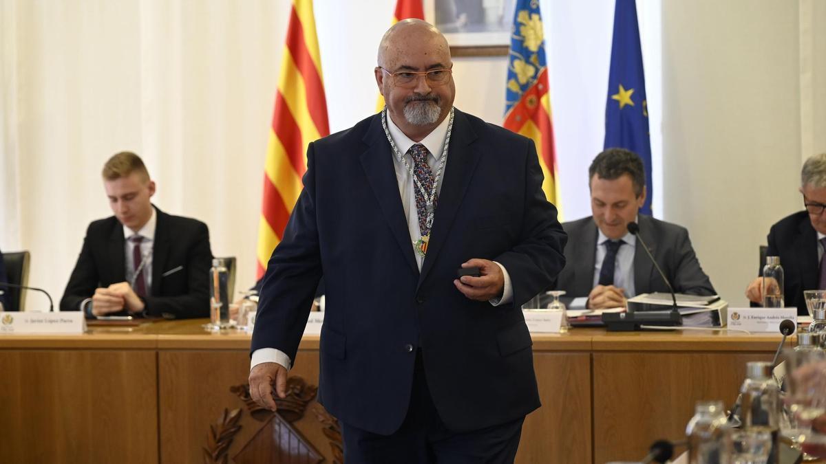 VILA-REAL VOX AYUNTAMIENTO CONCEJAL I El edil de Vila-real Manu Rubert ...