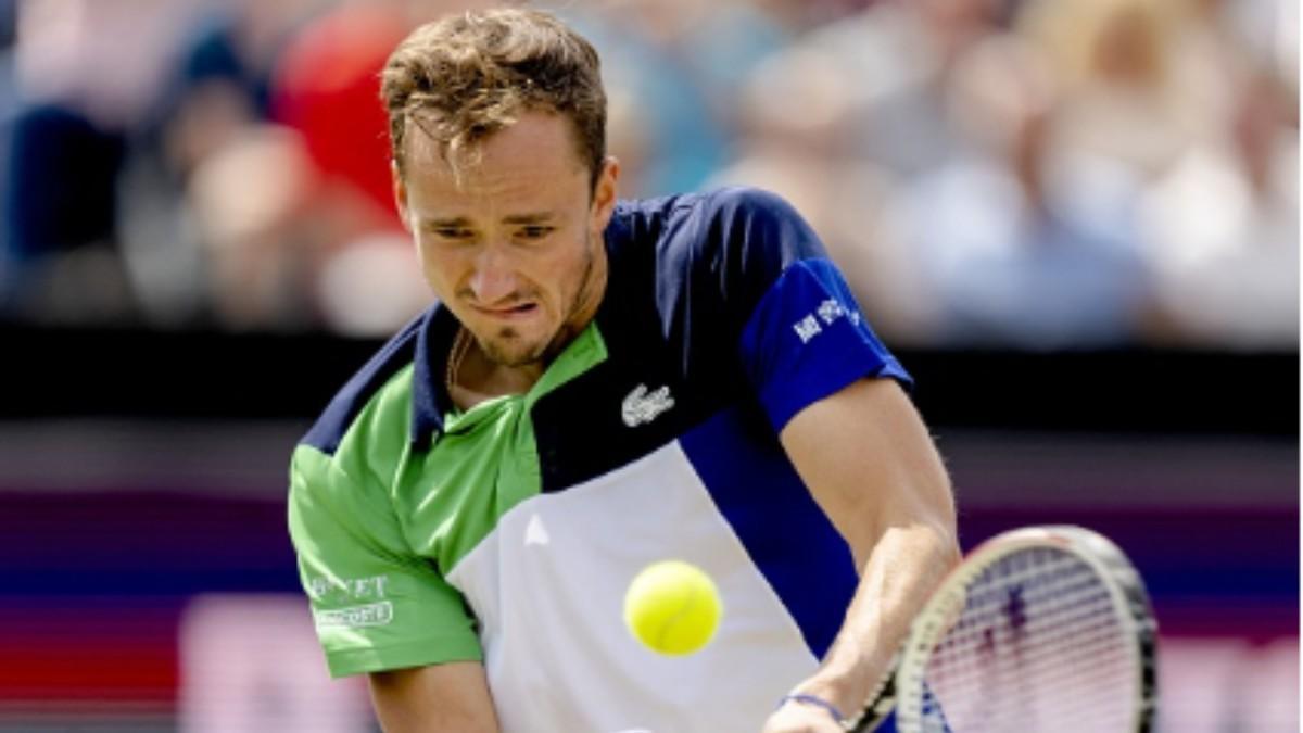 Medvedev se estrena como número uno de la ATP con victoria