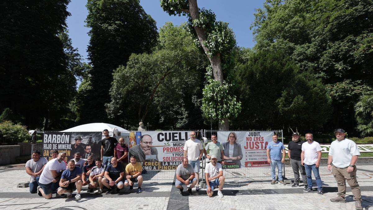 Un grupo de alcaldes de municipios mineros se reúnen con el Presidente ...