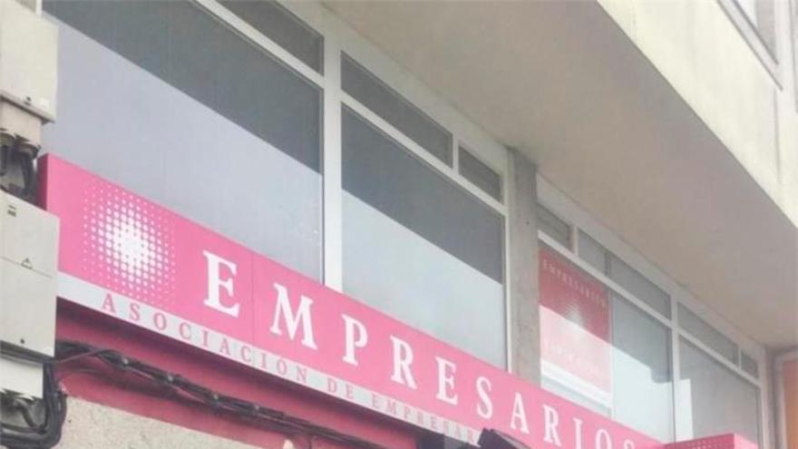 Empresarios xalleiros eligen entre Teresa Castro y Alberto Romar