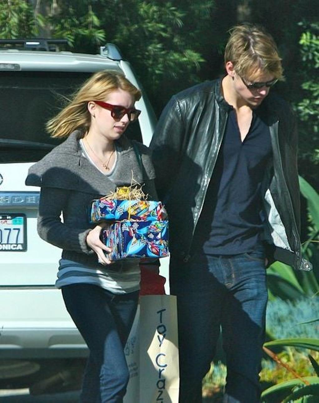Emma Roberts y Chord Overstreet, ajenos a los rumores - Cuore