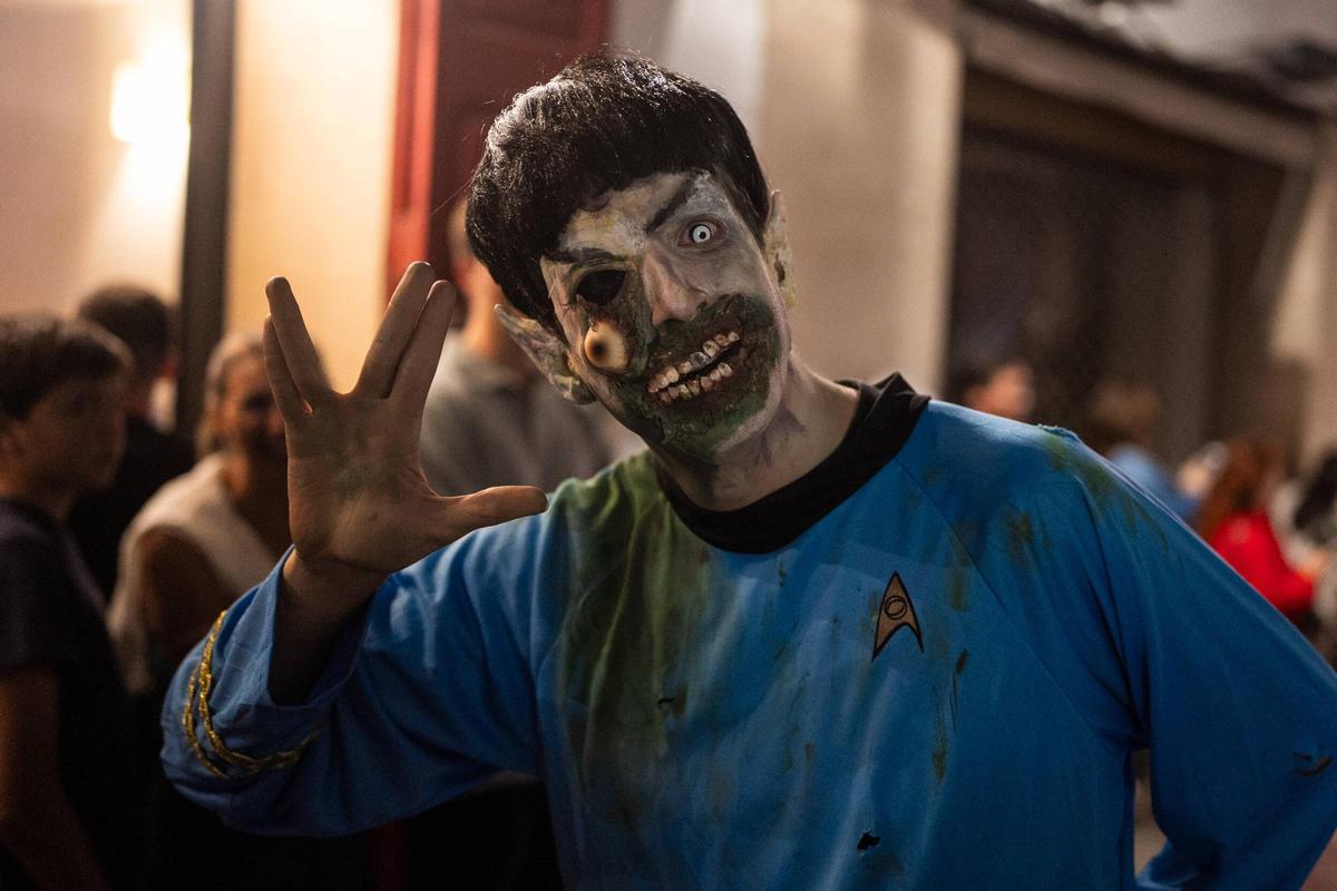El Zombie Walk recorre las calles de Sitges