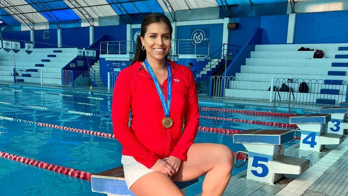 ALEXANDRA TAPIA NATACIÓN l Alexandra Tapia, la sirena que conquista las ...