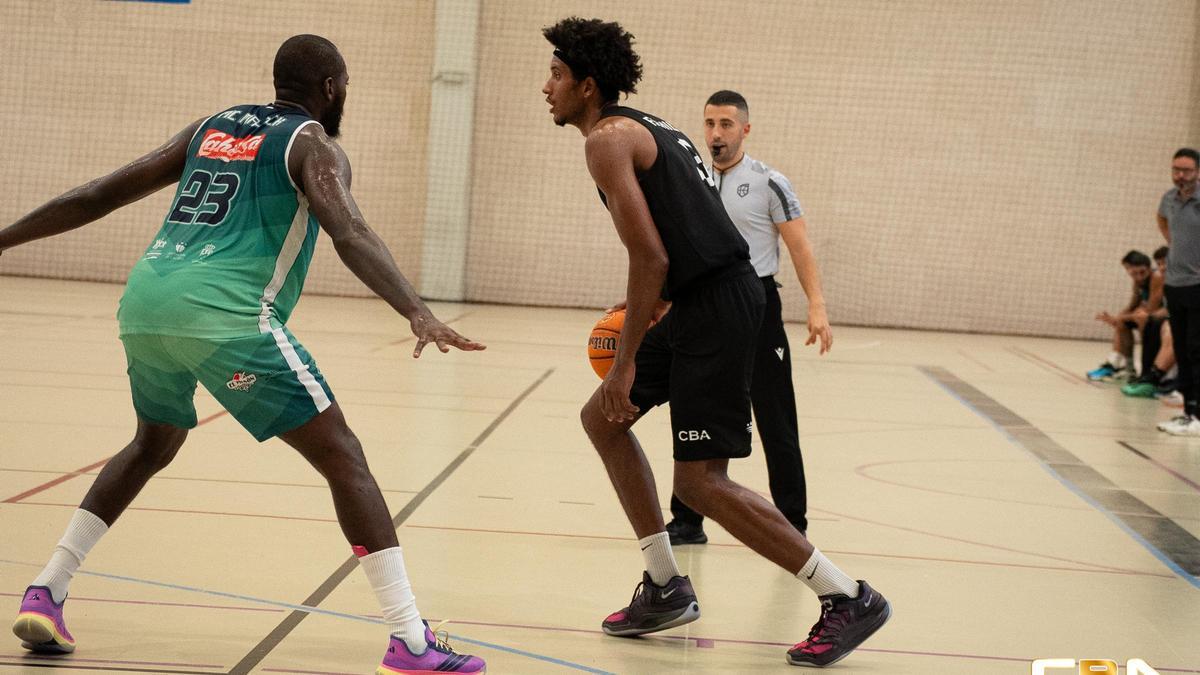 Derbi extremeño para CBA, salida compleja para Vítaly La Mar
