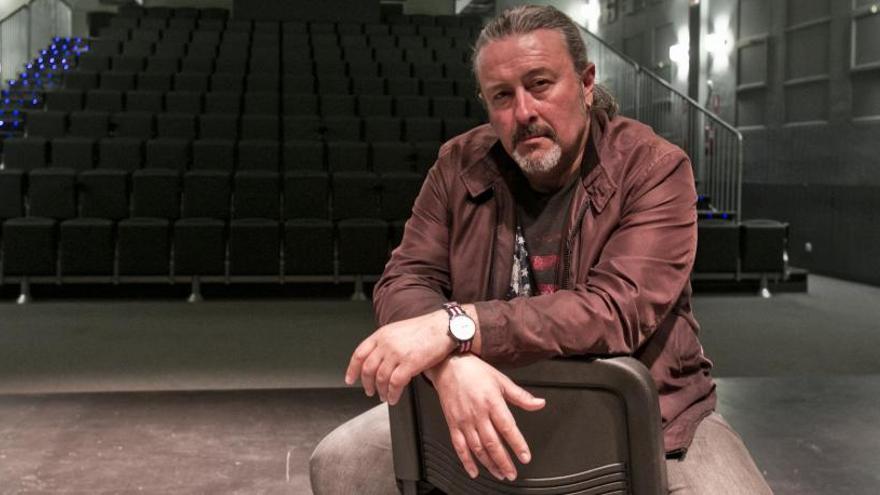Javier Baeza abandona la Concejalía de Cultura