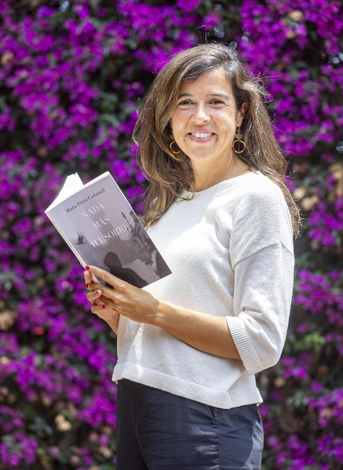 LITERATURA ALICANTE | "Nada más ilusorio", el debut literario de una ...