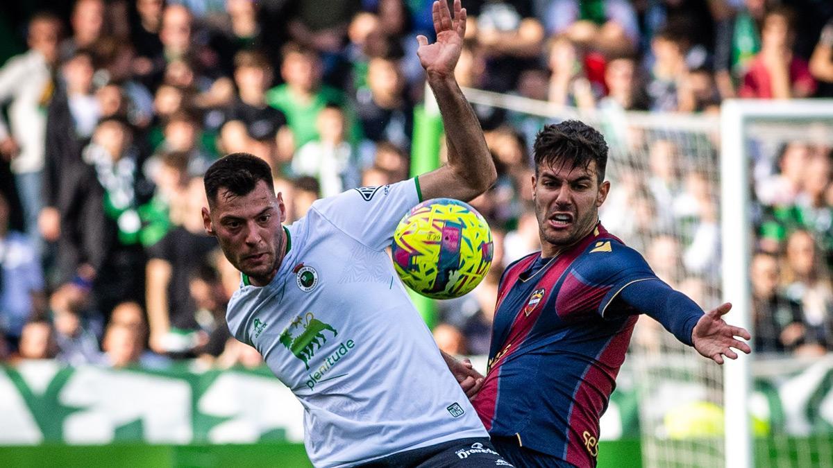 Resumen Goles Y Highlights Del Racing 0 1 Levante De La Jornada 33