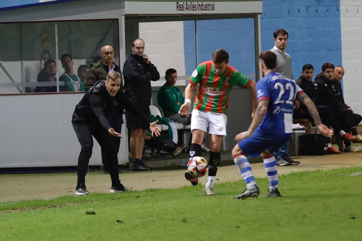 EN IMÁGENES: Así ha sido la victoria del Avilés ante el Racing Villalbés