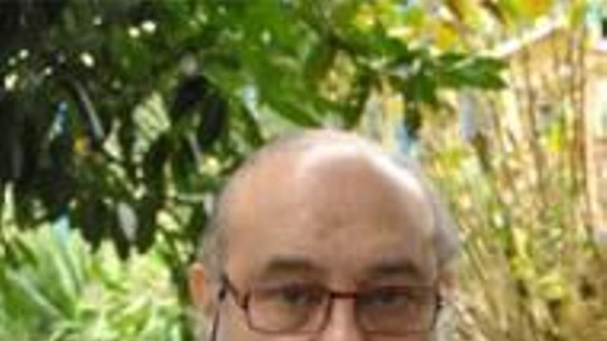 Fallece el cineasta Carlos Suárez, premiado con un Goya en 1989