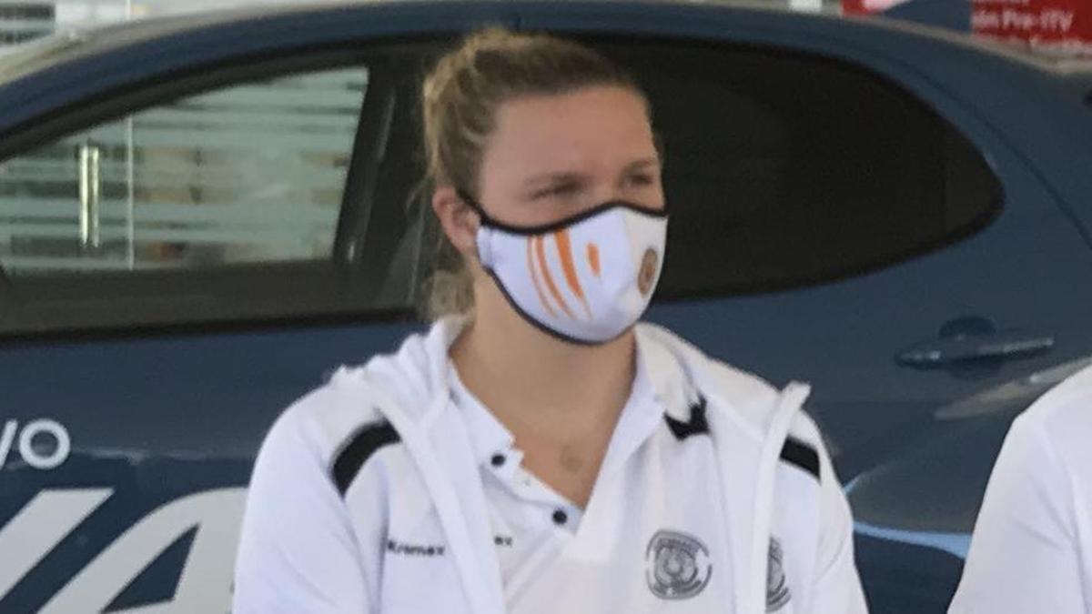 Abbie Wolf, refuerzo en la pintura para el CD Zamarat