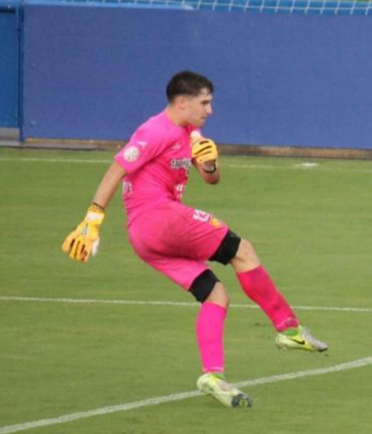 Héctor Lozano debuta con el equipo de la UD Montecarlo