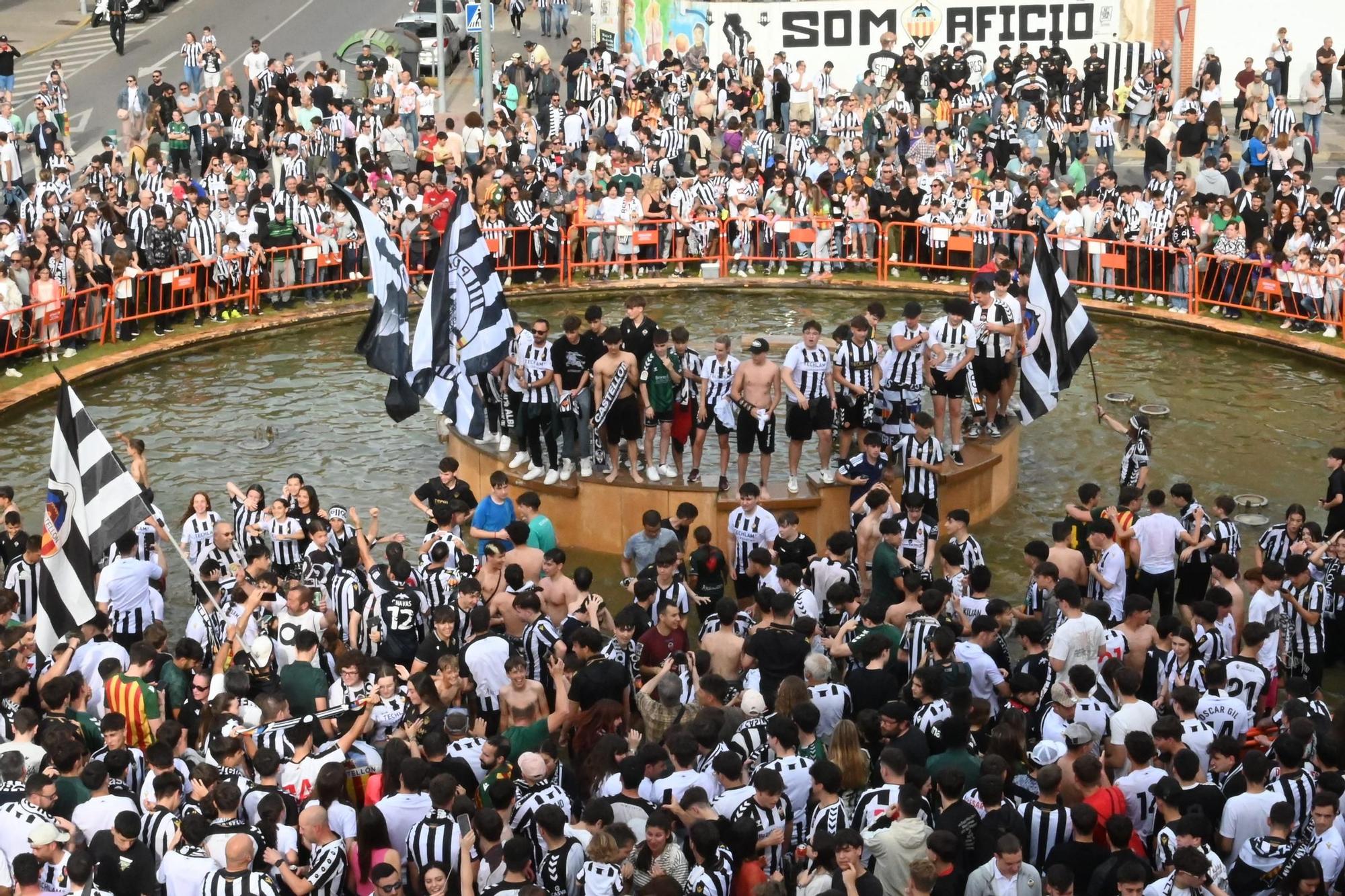 ¡Las imágenes de la celebración del ascenso del Castellón desde la ...