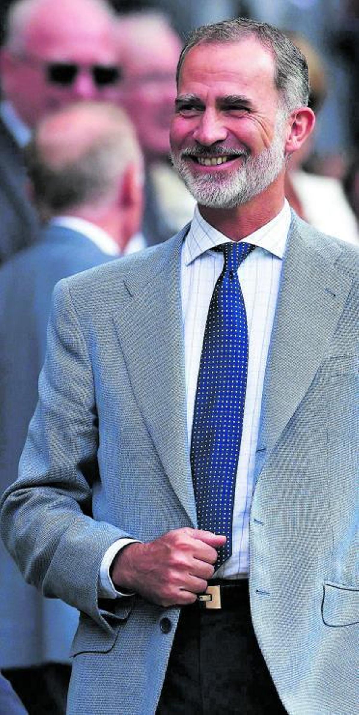 Los impecables trajes de “Felipe ‘el Fabuloso’” - Faro de Vigo