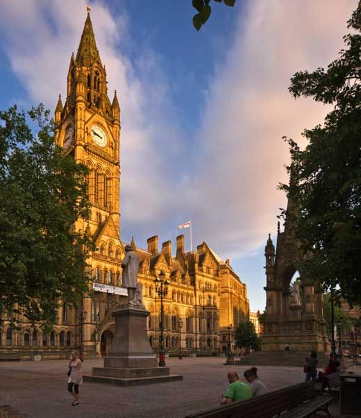 La ciudad de Manchester en continuo movimiento - Viajar