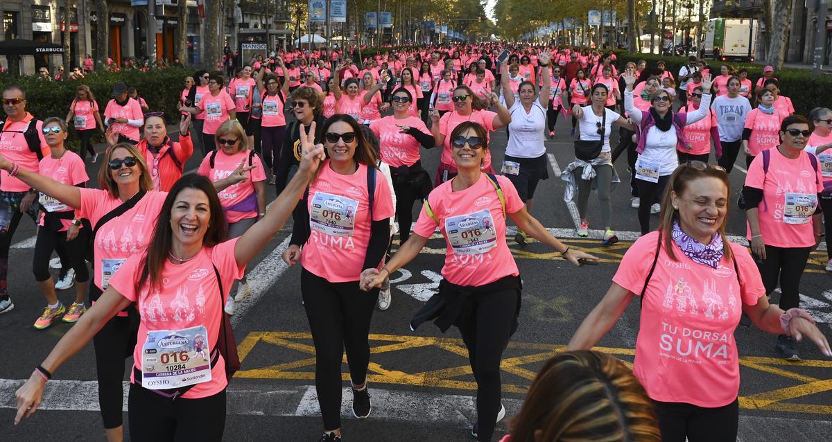 La Cursa de la dona, búscate en las fotos | FOTOS