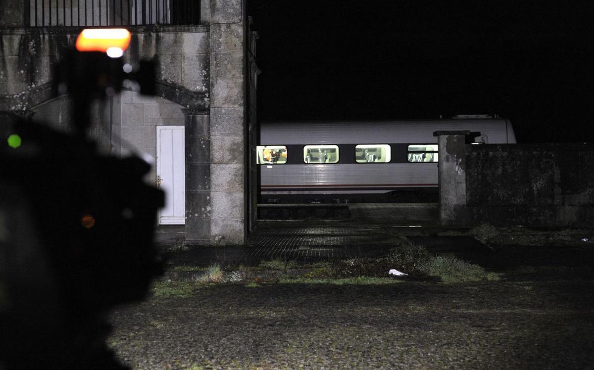 Restablecen la circulación en el lugar donde descarriló un tren cerca ...