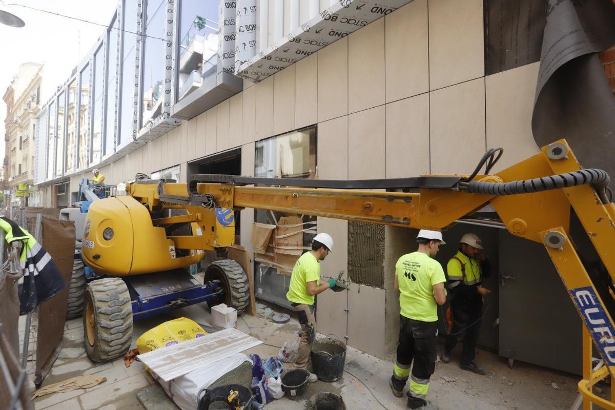 COMERCIO CÓRDOBA | Los centros comerciales abiertos mantienen 500 ...