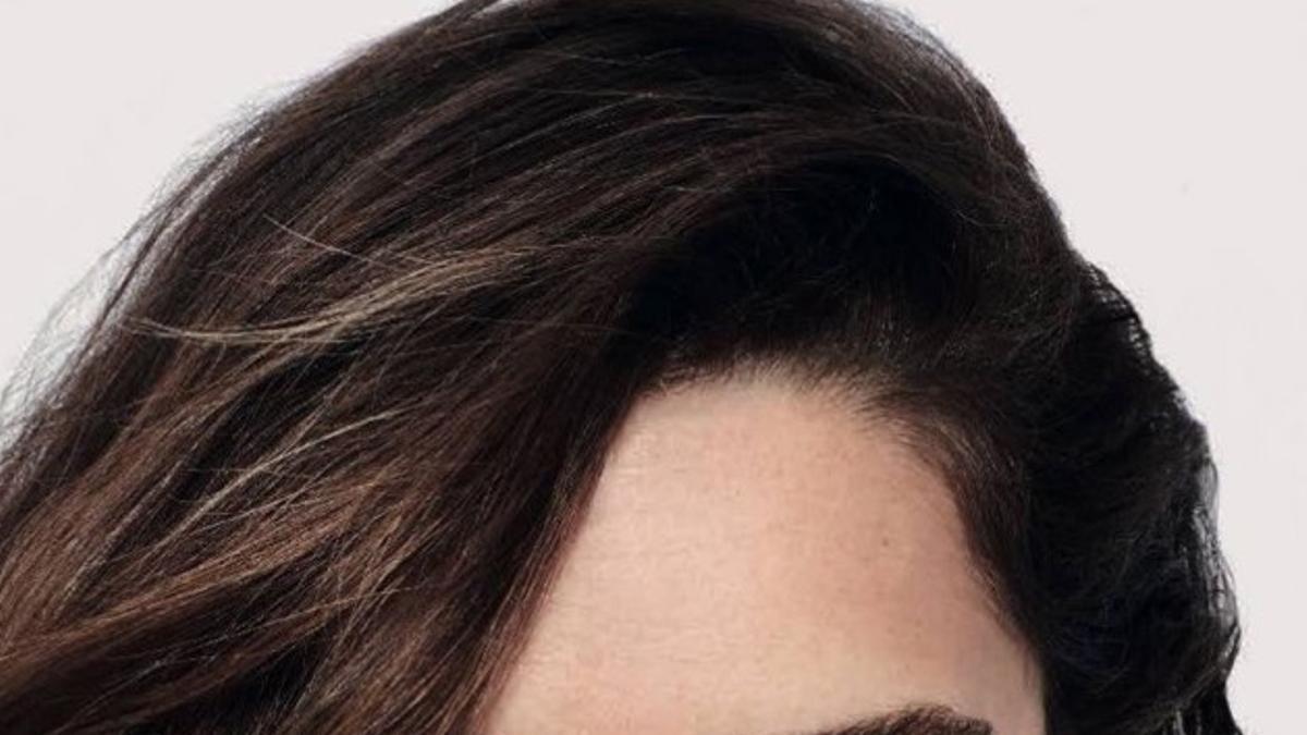 Emilia Clarke será la nueva imagen de la fragancia 'The One' de D&G - Woman