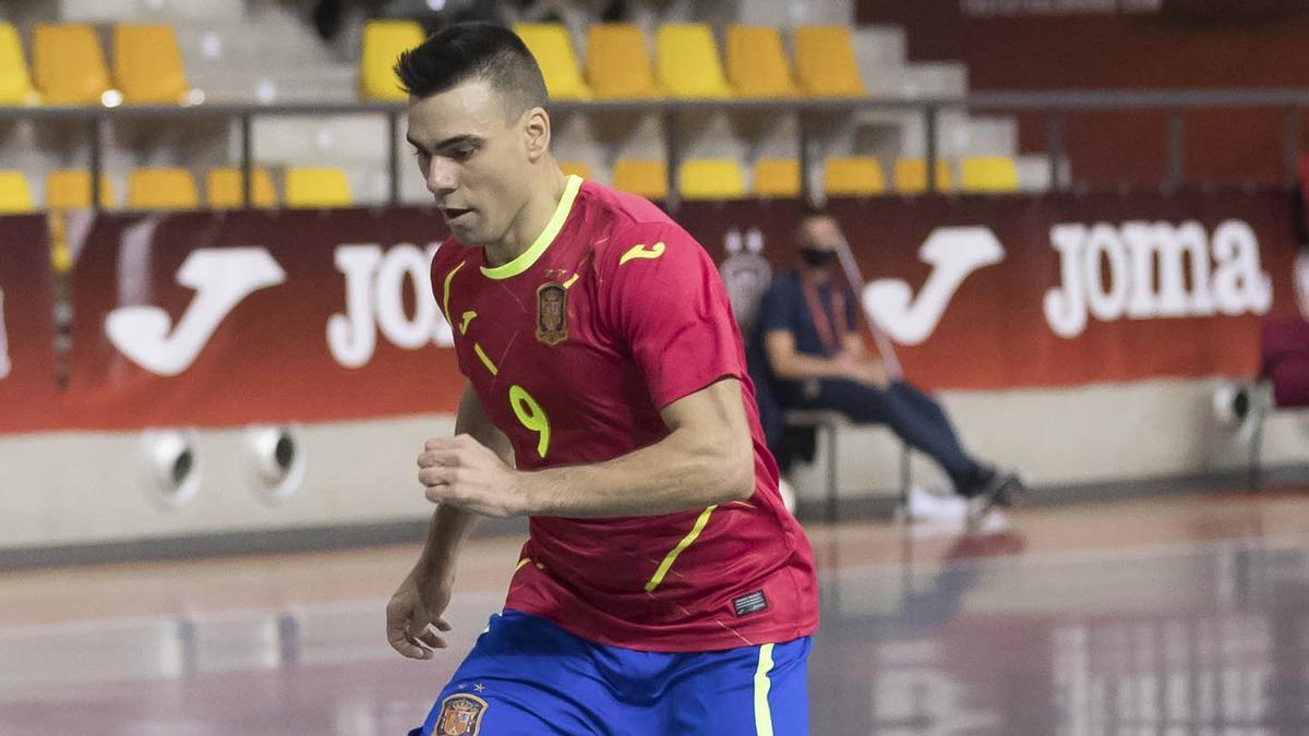 Sergio Lozano, gran protagonista en la victoria española