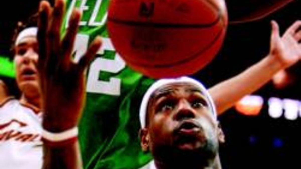 Cleveland ridiculiza a Boston con un Lebron camino del MVP - El Periódico