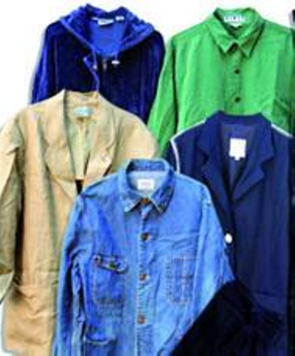 Parte de la ropa de Mónica Lewinsky que sirvió de prueba en el juicio ...