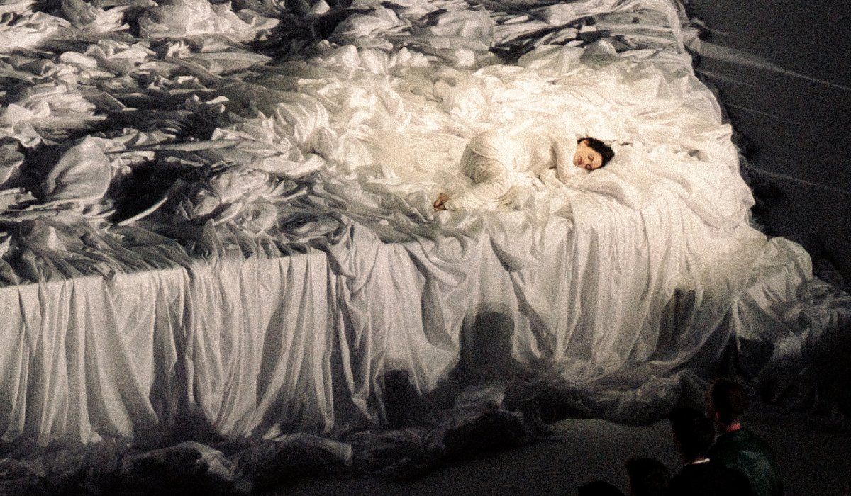 ROSALÍA | Rosalía, sobre su momento más íntimo: "En casa siempre estoy desnuda"