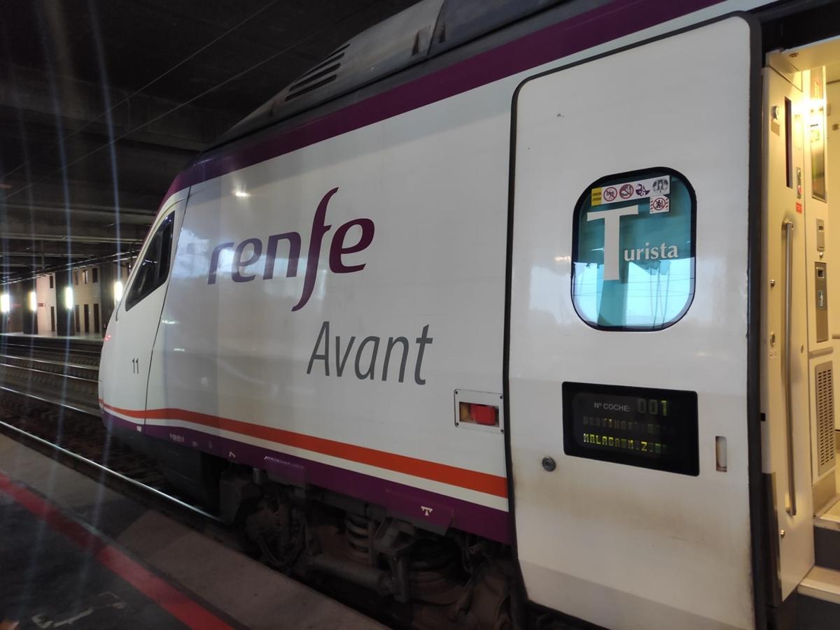 AVANT CÓRDOBA | Renfe ajusta el horario de los dos trenes entre Sevilla ...