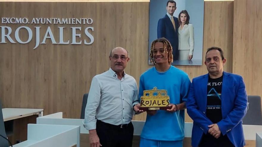 Rojales: Xavi Simons, jugador mundialista de Holanda, dará nombre al ...