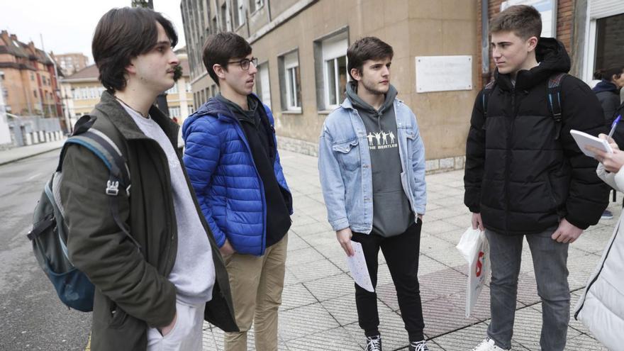 El lamento de los futuros profesores asturianos por los nuevos planes ...