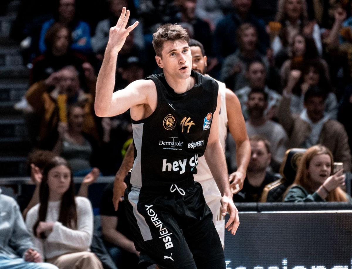 Dustin Sleva, un experimento para el puesto más controvertido - La ...