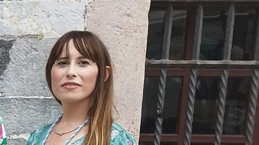 La edil de Ribadesella, María García Suco, deja su cargo por ...