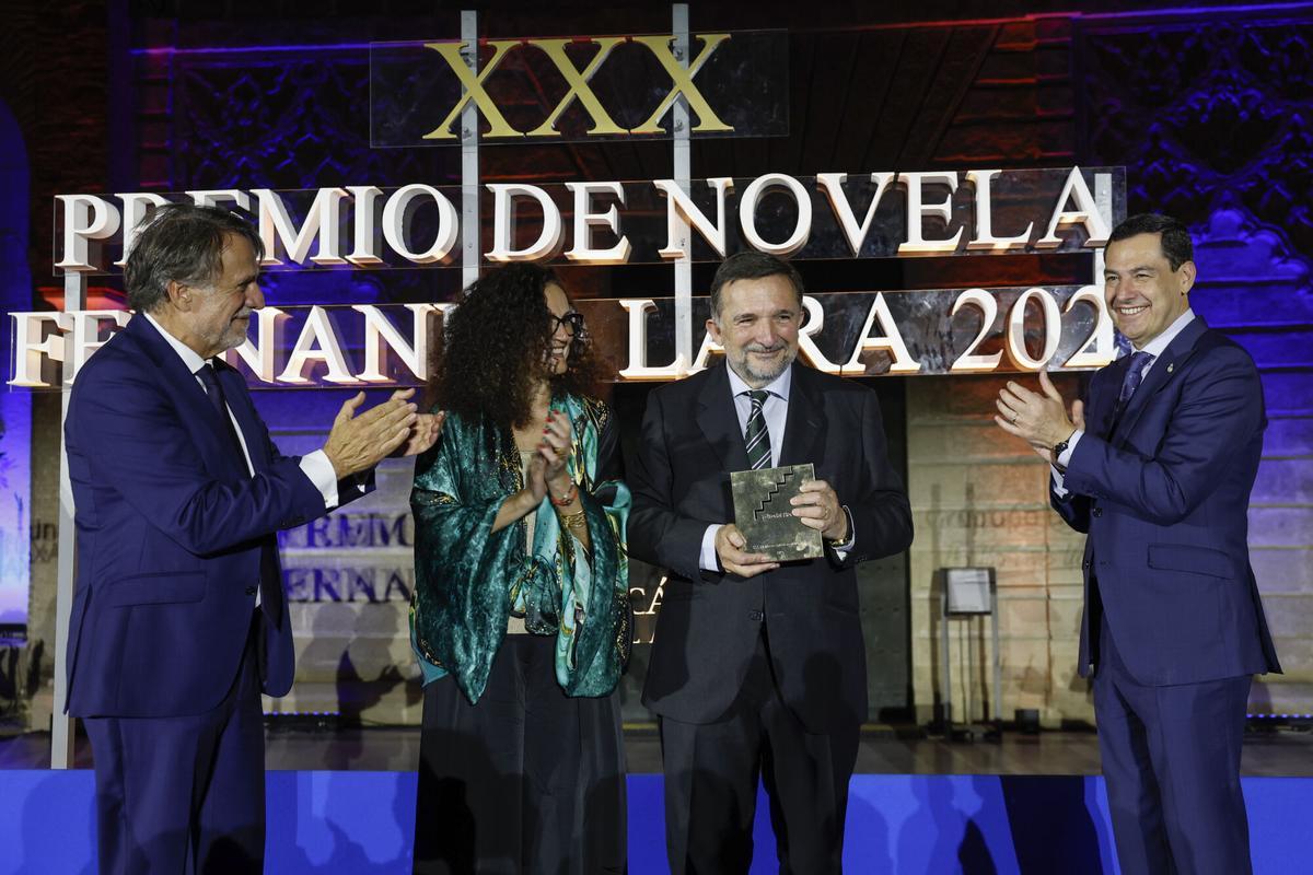 PREMIO FERNANDO LARA VILA-SANJUÁN | Sergio Vila-Sanjuán se alza con el ...