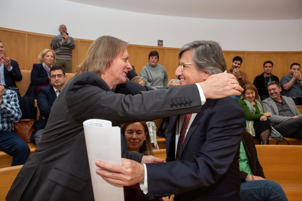 David Russell, galardonado por sus doce años vinculado al Máster de ...