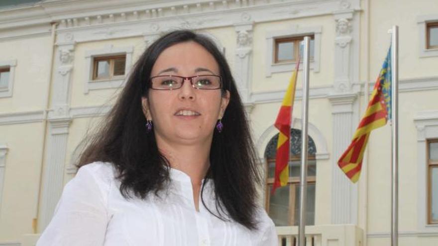 La edil expulsada de EU de Tavernes pide a sus socios de gobierno ...