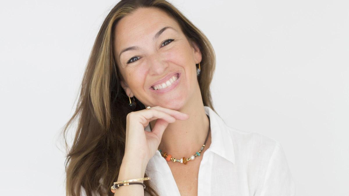 DESIRÉE RUIZ CORTE INGLÉS | Desirée Ruiz, protagonista al Club Literari ...