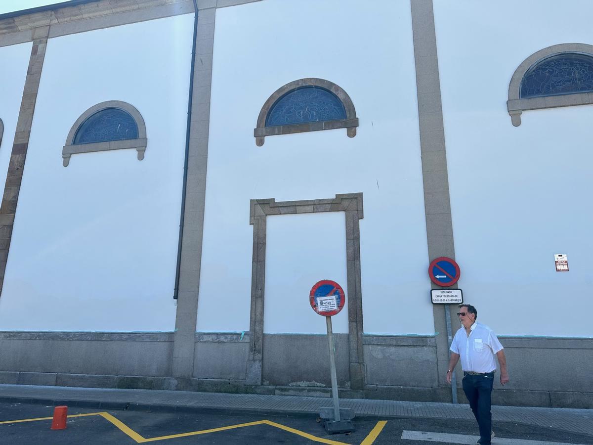 La iglesia de Luarca luce nueva cara tras las obras de pintura interior ...