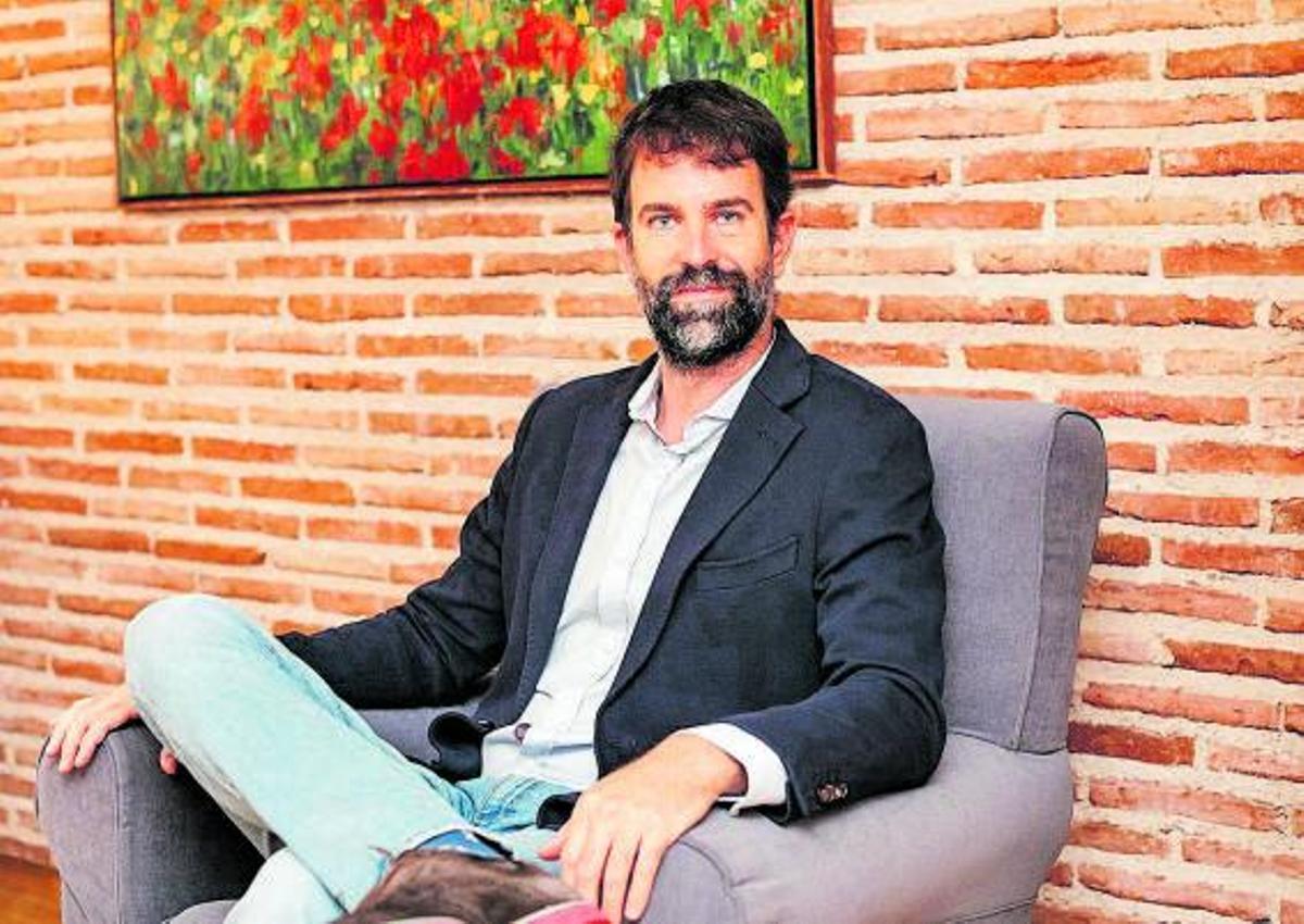Rafa Guerrero, psicólogo especialista en niños y adolescentes: «Los ...