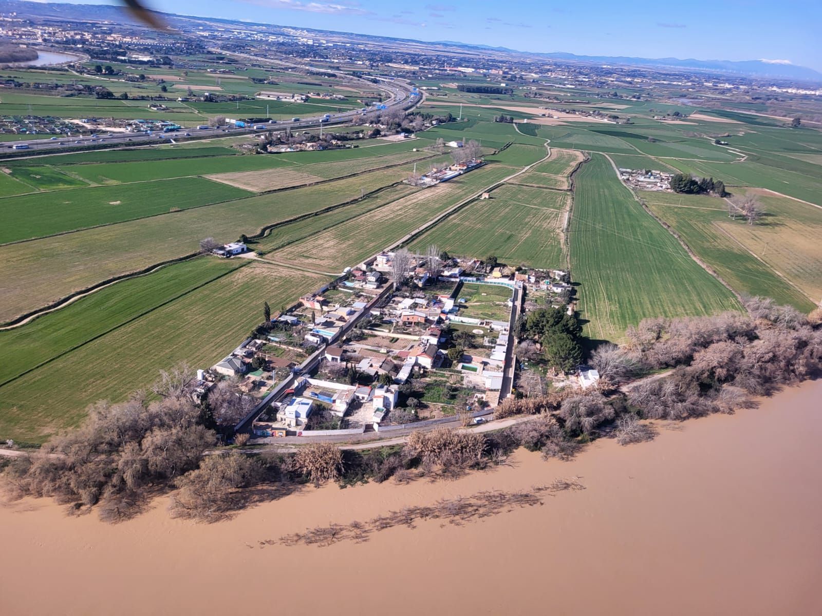 En imágenes | Así ha sido la crecida del Ebro a su paso por Aragón desde el aire - El Periódico ...