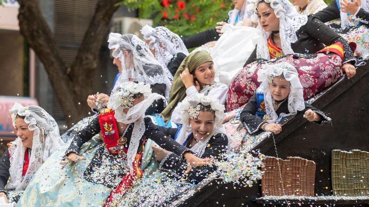 Hogueras de Alicante 2026, últimas noticias en directo: esta noche ...