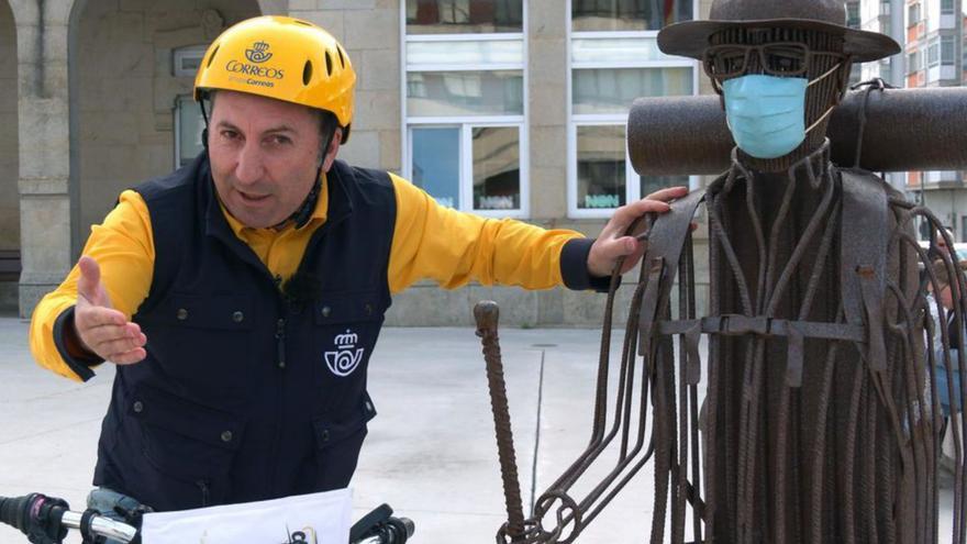 El cartero de la TVG visita A Estrada con Marisé García - Faro de Vigo