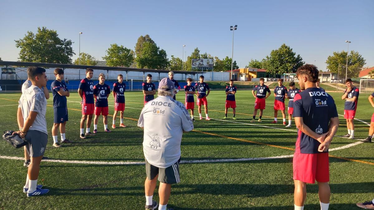 El Diocesano arranca con diez caras nuevas y una renovación