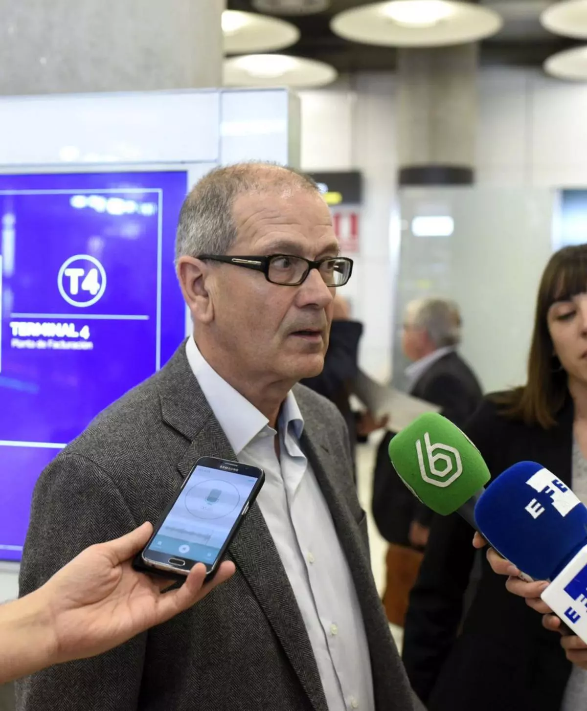 Barbón lamenta el "tono faltón" de Canga y defiende "la política ...