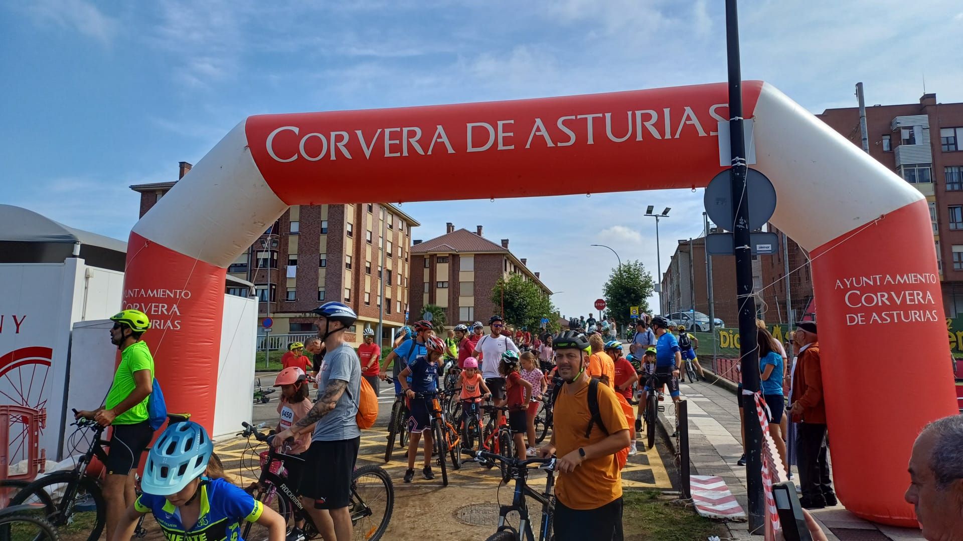 Marcha cicloturista de Corvera, en imágenes - La Nueva España